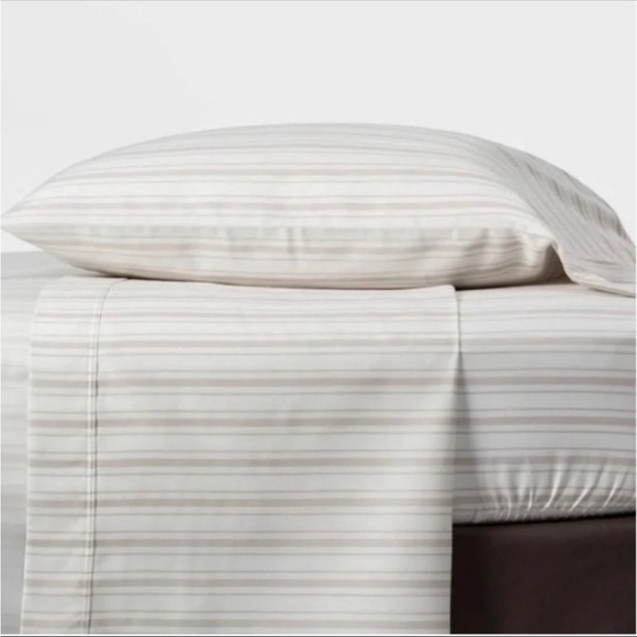 Threshold | Bedding | Threshold Pewterwhite Striped Performance Sheet ...